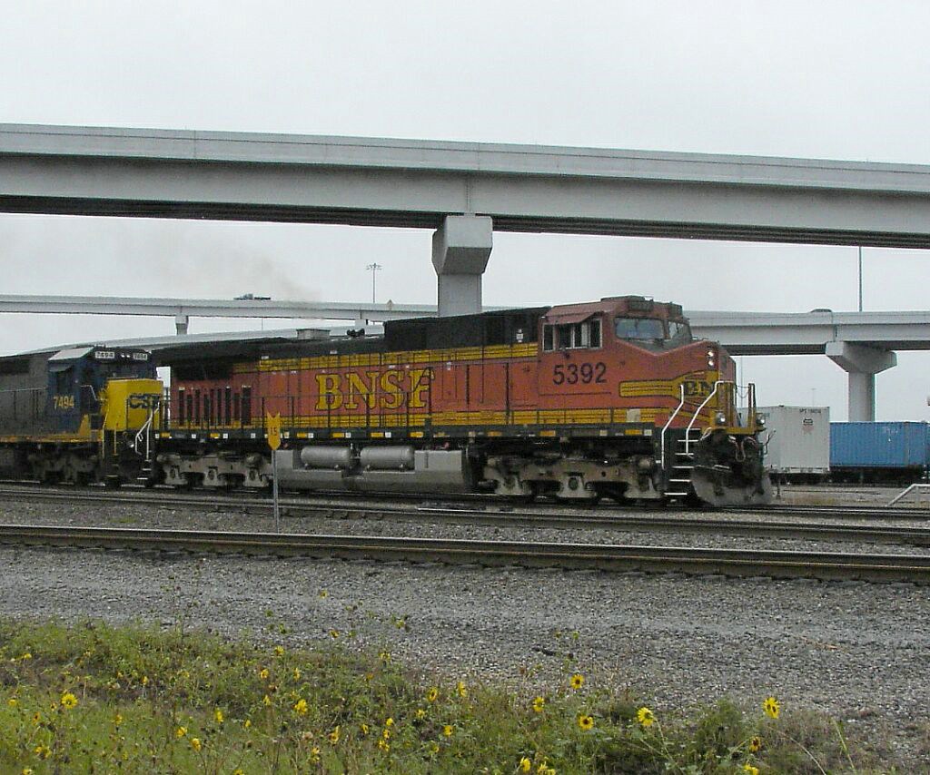 BNSF 5392